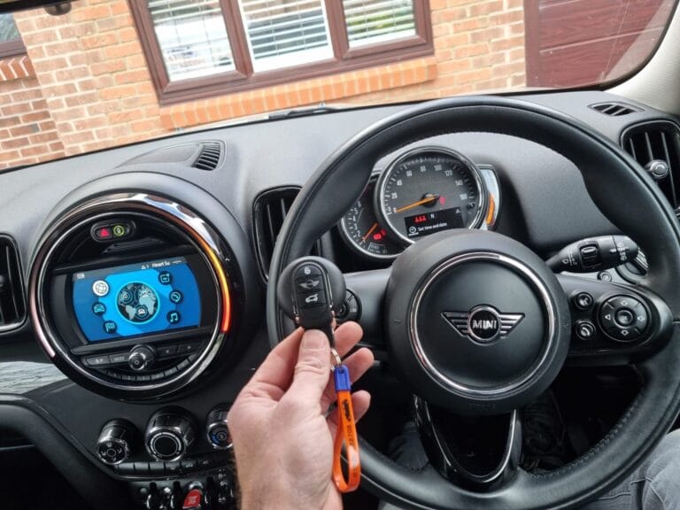 Horsham Locksmiths | 24/7 Emergency Service | Auto & Home